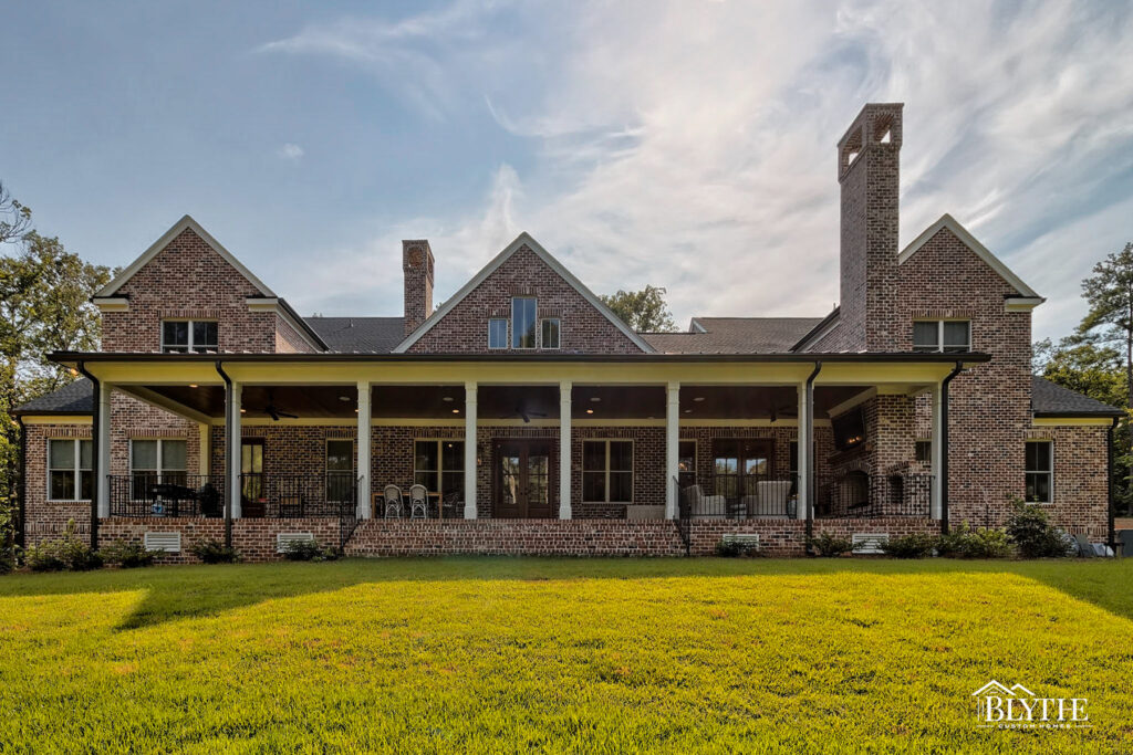 Southern Manor Tranquility - Blythe Custom Homes